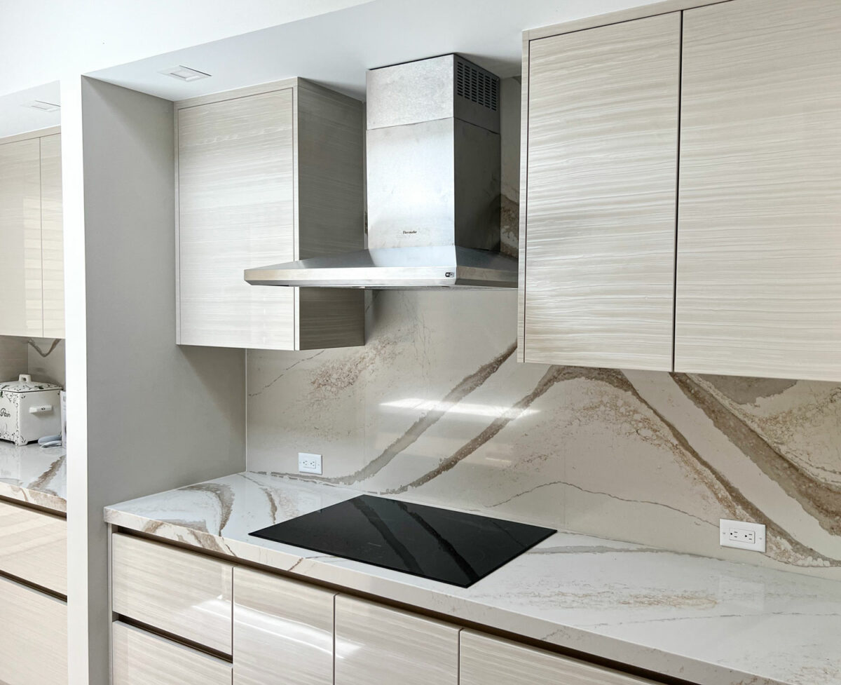 "Barbara" Kitchen - Kinon Surface Design Inc.