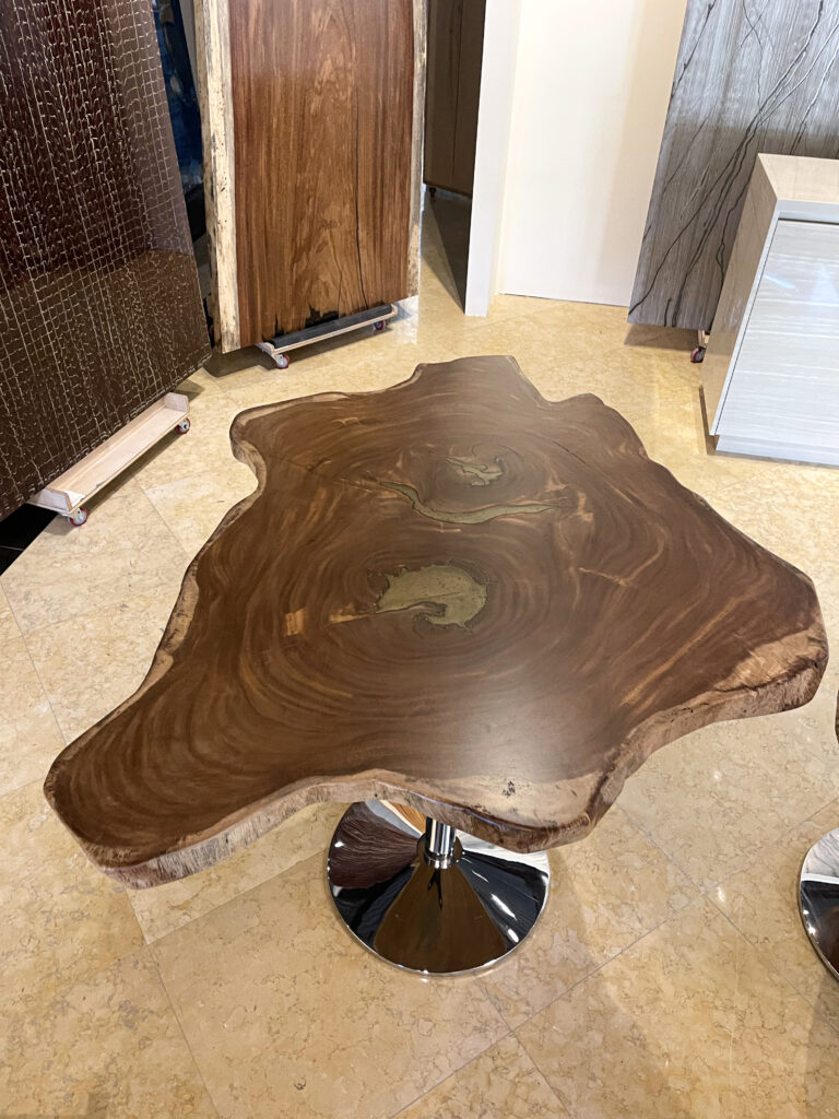 Monkey Pod Live-Edge Wood 01 - Kinon Surface Design Inc.