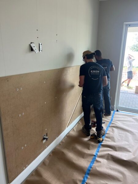 Hanging wall panels with Fastmount panel mounting system - Kinon ...
