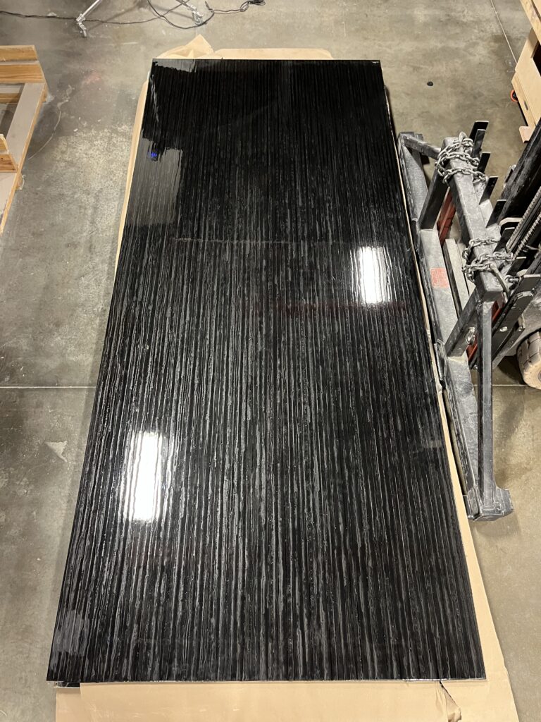 KRN00085: 640S X0263 LNX0263: 145" x 61": MDF - Kinon Surface Design Inc.